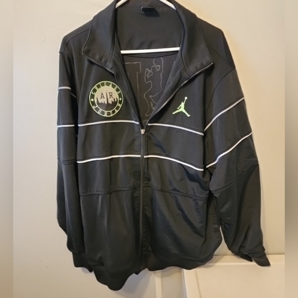 Jordan | Jackets & Coats | Vintage Nike Air Jordan Jacket Chicago ...